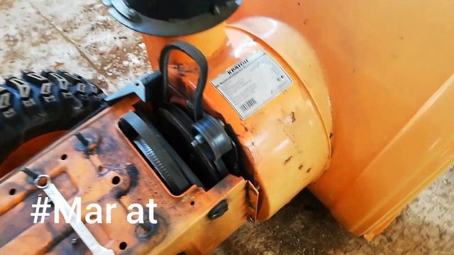 Снегоуборщик. Обзор, ремонт, переделка.