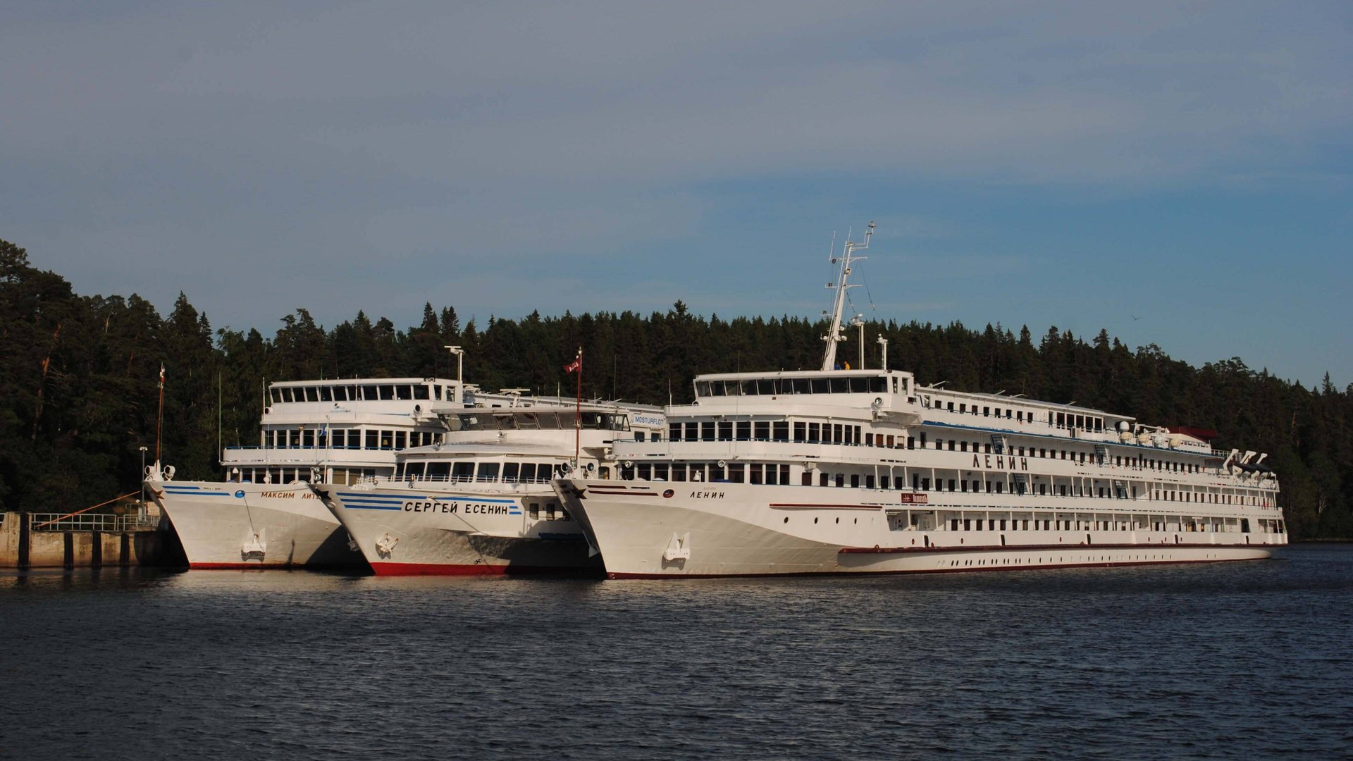 Круиз из Петербурга в Москву. Часть 1 (Cruise from St. Petersburg to Moscow. Part 1)