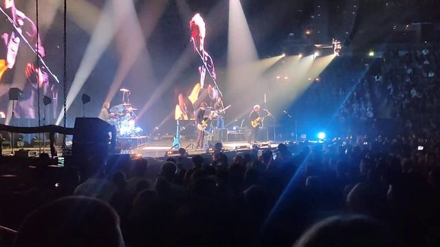 Кино- Жизнь в стеклах витрин Ледовый СПб 21.06.2022