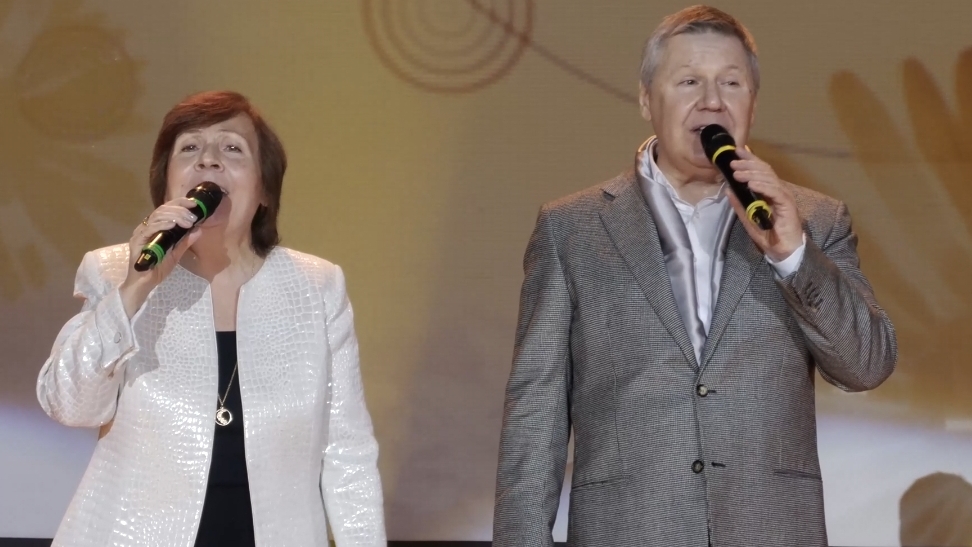 Татьяна Рузавина и Сергей Таюшев "Пока все дома"