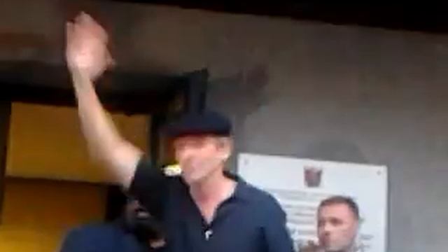 Hugh Laurie after concert Saint-Petersburg