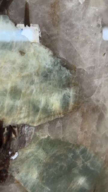 Кварцит Патагония  #дизайнинтерьера #naturalstone #interiordesign #design #patagonia #кварцит