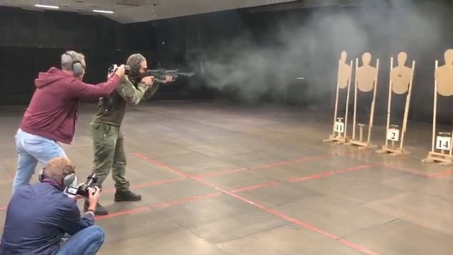 Стрельбя из ПП Бизон