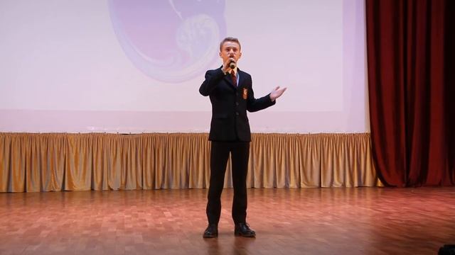 Ступак Сергей с песней "Ты - человек!"