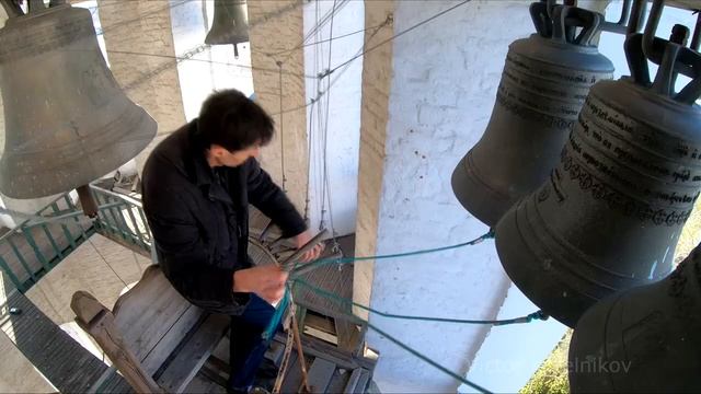 Пасхальный звон в Андреевском монастыре