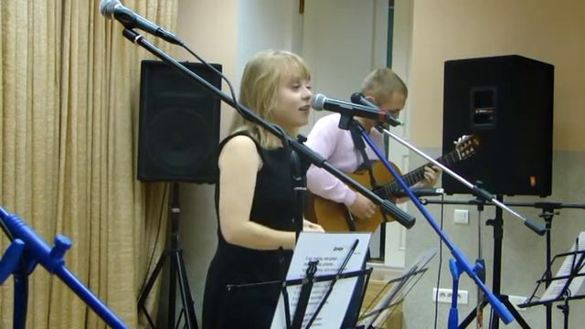 ПовалихаPS2013-05. Ксения Гуманникова (акк. Р.Рудыка). Электричка (К.Малыгина).