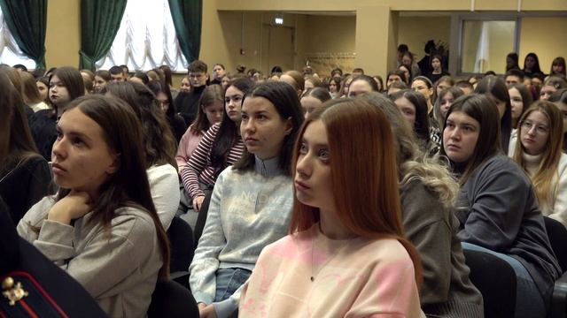 Полицейские амурской столицы присоединились к Всероссийской акции «Студенческий десант»