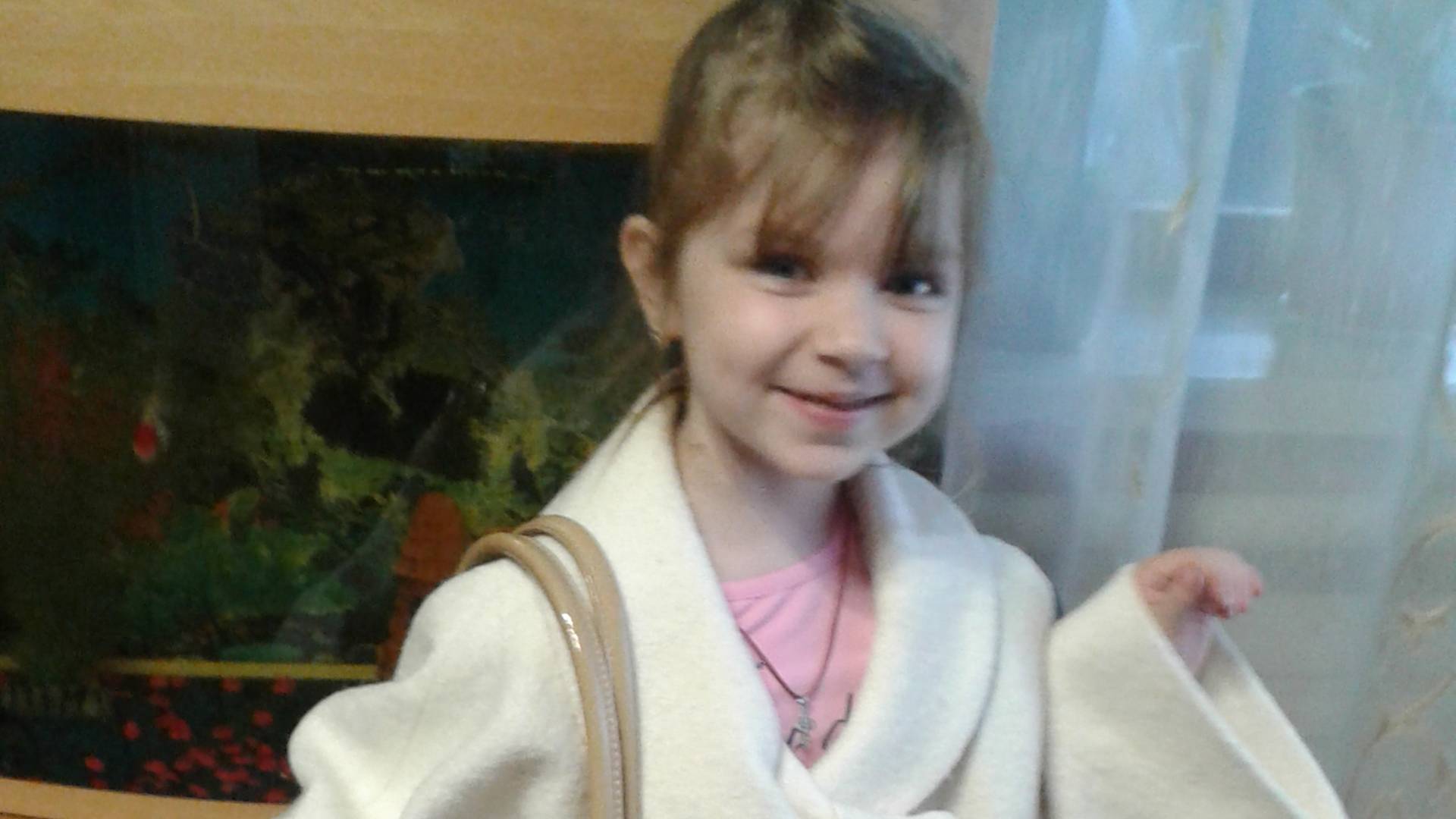 Маленькие  модницы.