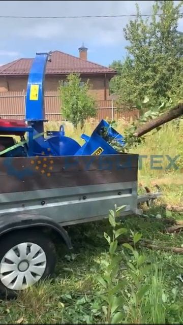 Измельчитель веток и дерева BX-42B с бензиновым двигателем 27 л.с. РУБИТЕХ