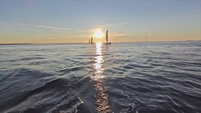 В ЛУЧАХ НЕЗАХОДЯЩЕГО СОЛНЦА. ЭПИЗОД ПЕРВЫЙ.