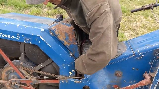 Особенности синего вездехода 2×2.