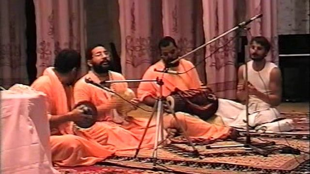 Одесса 2001 - часть 18. Его Божественная Милость Шрила Бхакти Валлабха Тиртха Госвами Махараджа