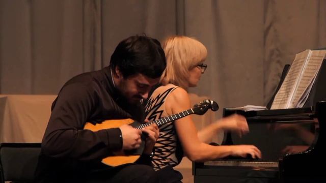 Э.Лало Финал "Испанской симфонии" Артём Давтян (домра)  и Татьяна Кугаевская (ф-но)