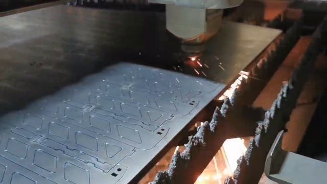 Лазерная резка, черная сталь, лист 1 мм