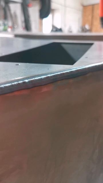 Лазерная сварка, черная сталь, 1,5 мм