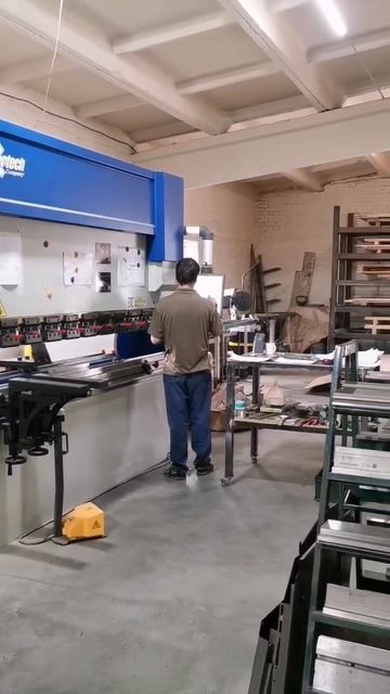 Гибка металла, сталь 30ХГСА, лист 4 мм