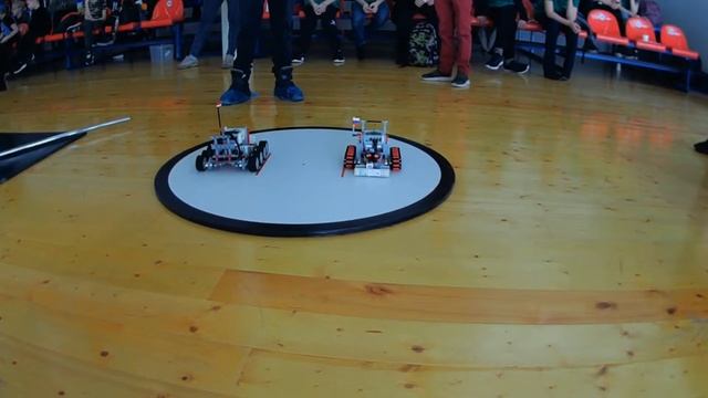 Lego Sumo - битва роботов 2021