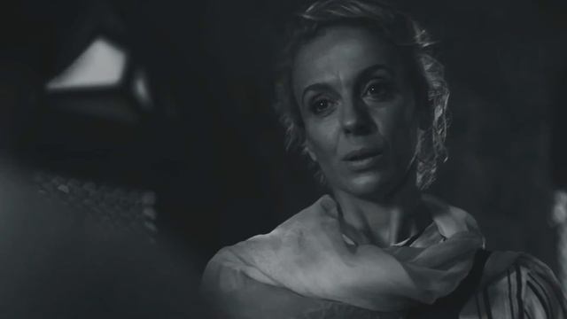 Sherlock ⧸⧸ Smokestacks ⧸⧸ 4x01