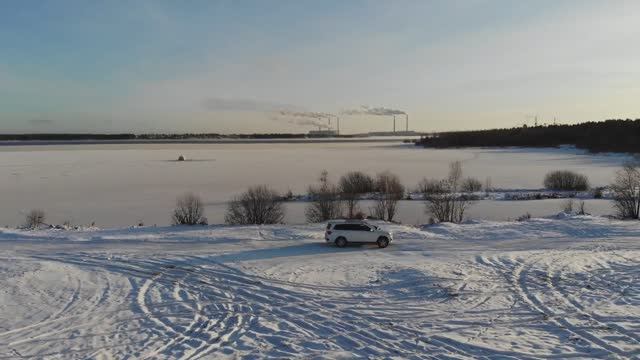 White. Поездка в выходные