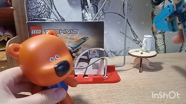 Lego - техник самолёт два в одном.