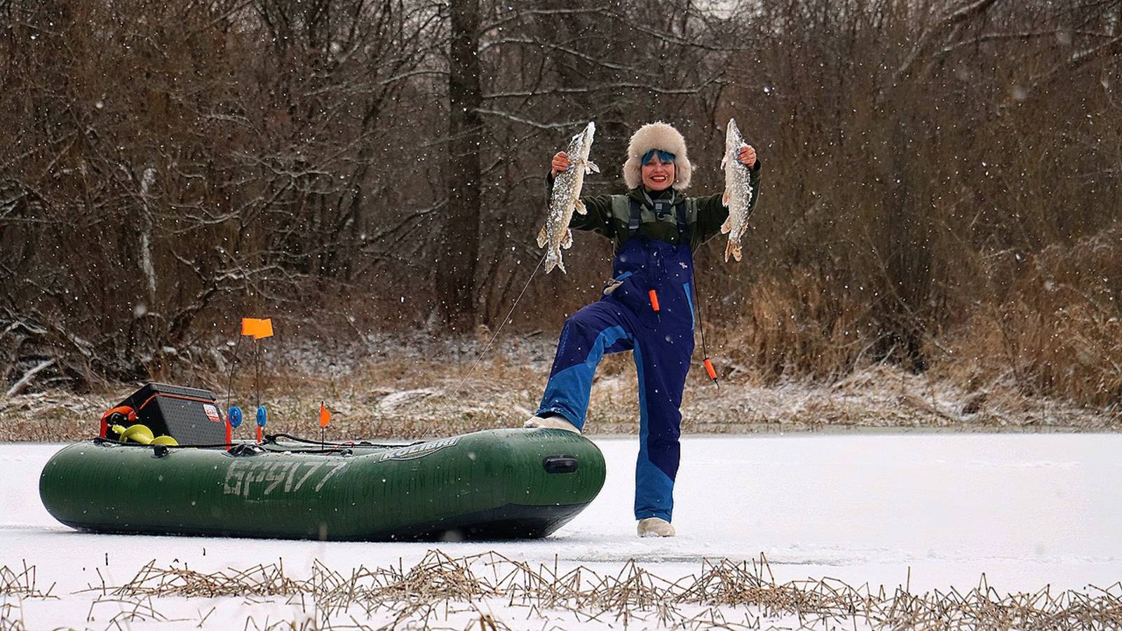 ЗИМНЯЯ РЫБАЛКА 2025! Осуществила мечту! ЩУКА ОТЖИГАЕТ! Часть 2