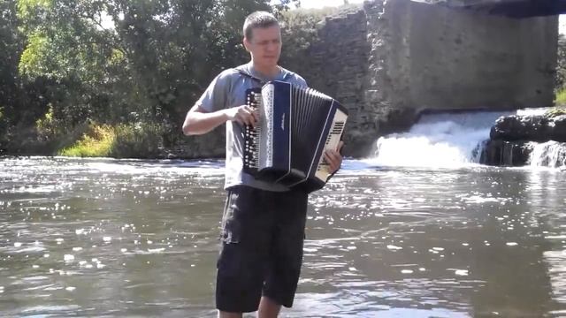 Раковка Игорь Растеряев на баяне