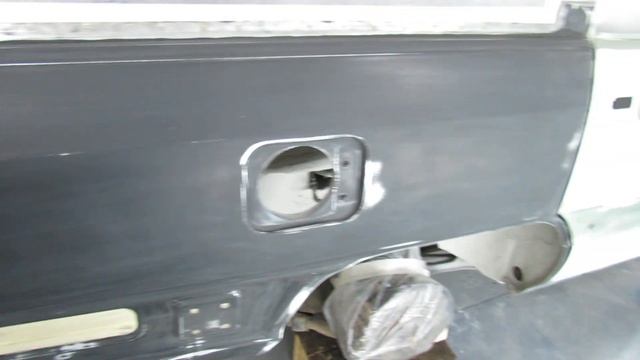 Ауди 100 в окраску.