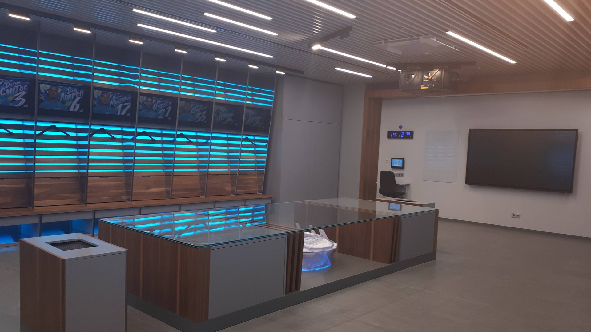 Раздевалка ФК Зенит на Газпром Арене