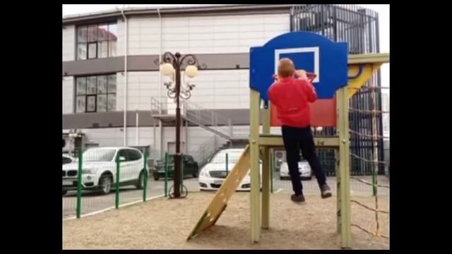 клип:мы больше не задроты