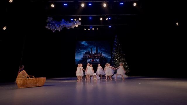 Театр танца "Движение" 5-6 лет "Кнопочки - Перед сном" (рук. Гришина Дарья)