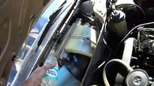 Audi 100 C3 1987 г. Протечка воды в салон через корпус отопителя.