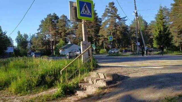 ШАРЬЯ. Ул. Ленина и парковая. Идëм с внучкой Лизой.