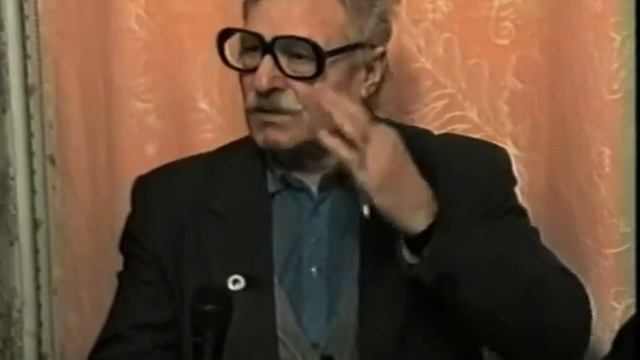 1997 Мегион  К столетию Жукова.  Беседа с ветеранами ВОВ