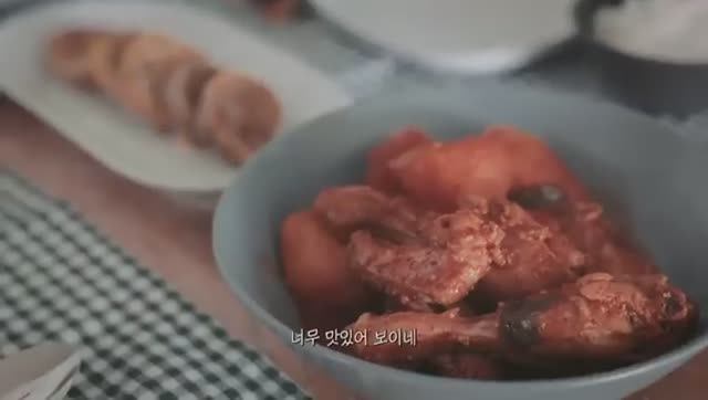 sueddu. Проведение Нового года у мамы и наслаждение домашней едой