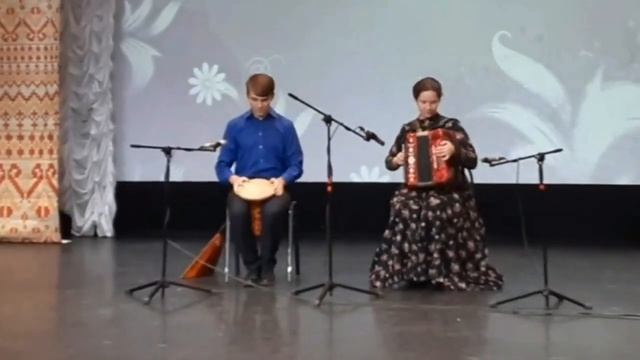 "ОСЕТИНСКАЯ ФАНТАЗИЯ" Исполняют София РОСЛЯКОВА (гармонь) и Евгений ХОДАКОВСКИЙ
