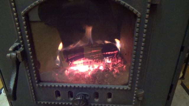 Почему лучше печь или камин подового горения.