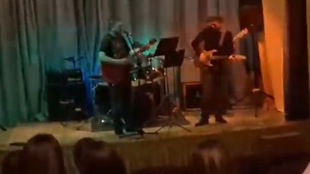 Такие дела, брат - гр.Выход на Крышу