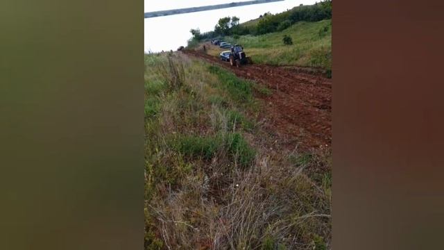 " Синий трактор "