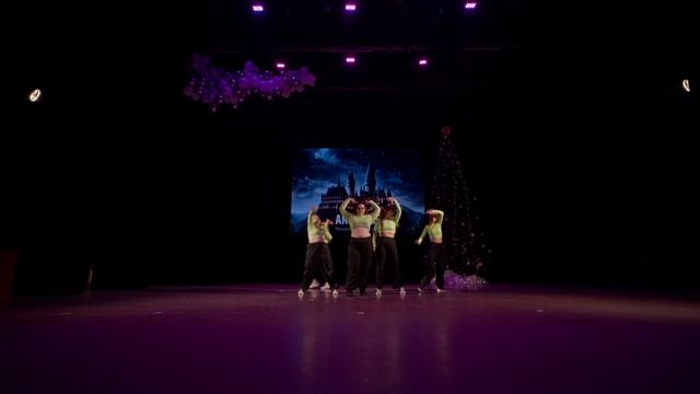 Dance Mix 16+ (рук. Савосина Василина)