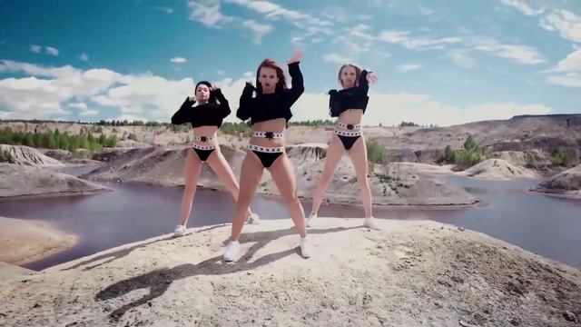 Shafle Dance Girl .mp4