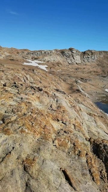 После пересечения ручья из озера  Скандретт открывается шикарный вид на залив. afterwaterfall