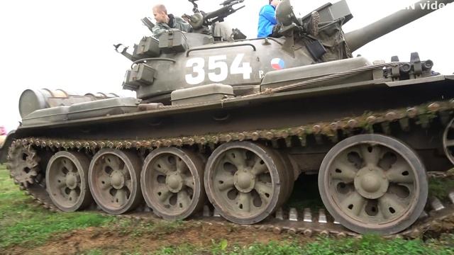 Тракторы против грязи: битва за титул чемпиона