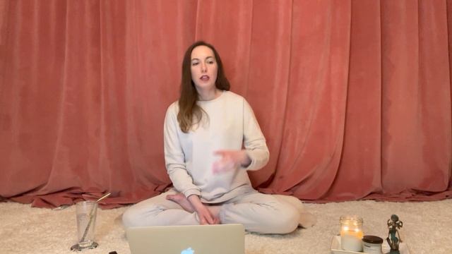 О женщинах.