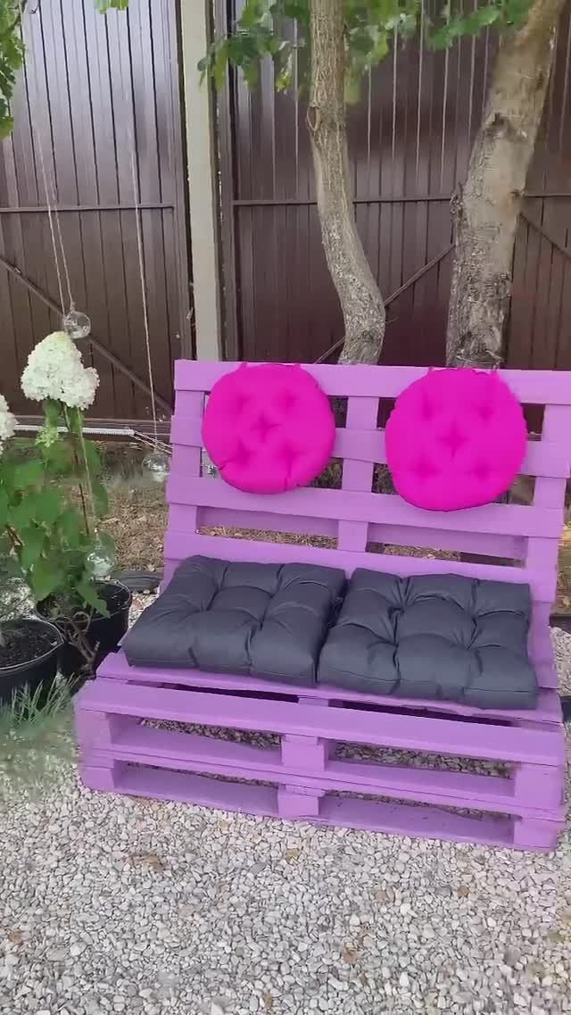 Мой уютный розовый уголок в саду