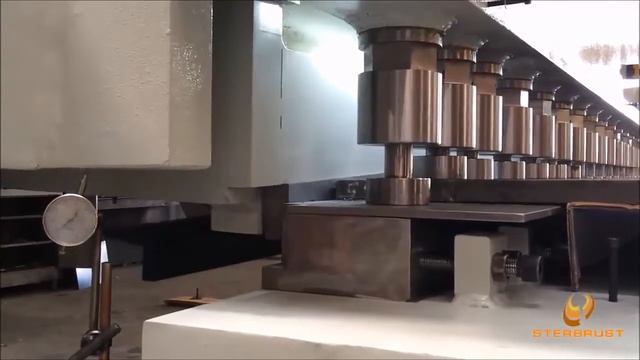 Гидравлические гильотинные ножницы MetalMaster серии HCN