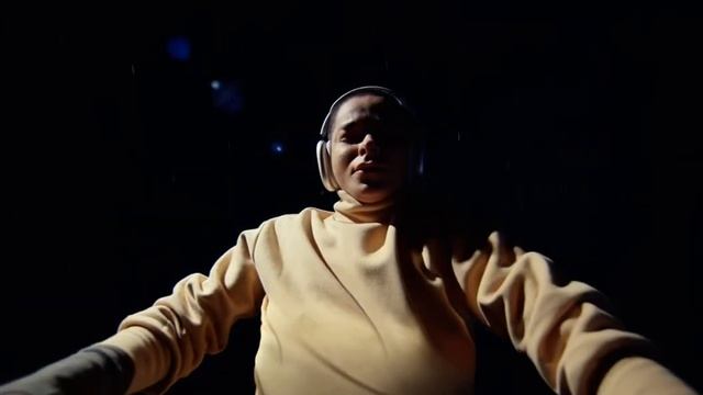 AirPods Max trailer