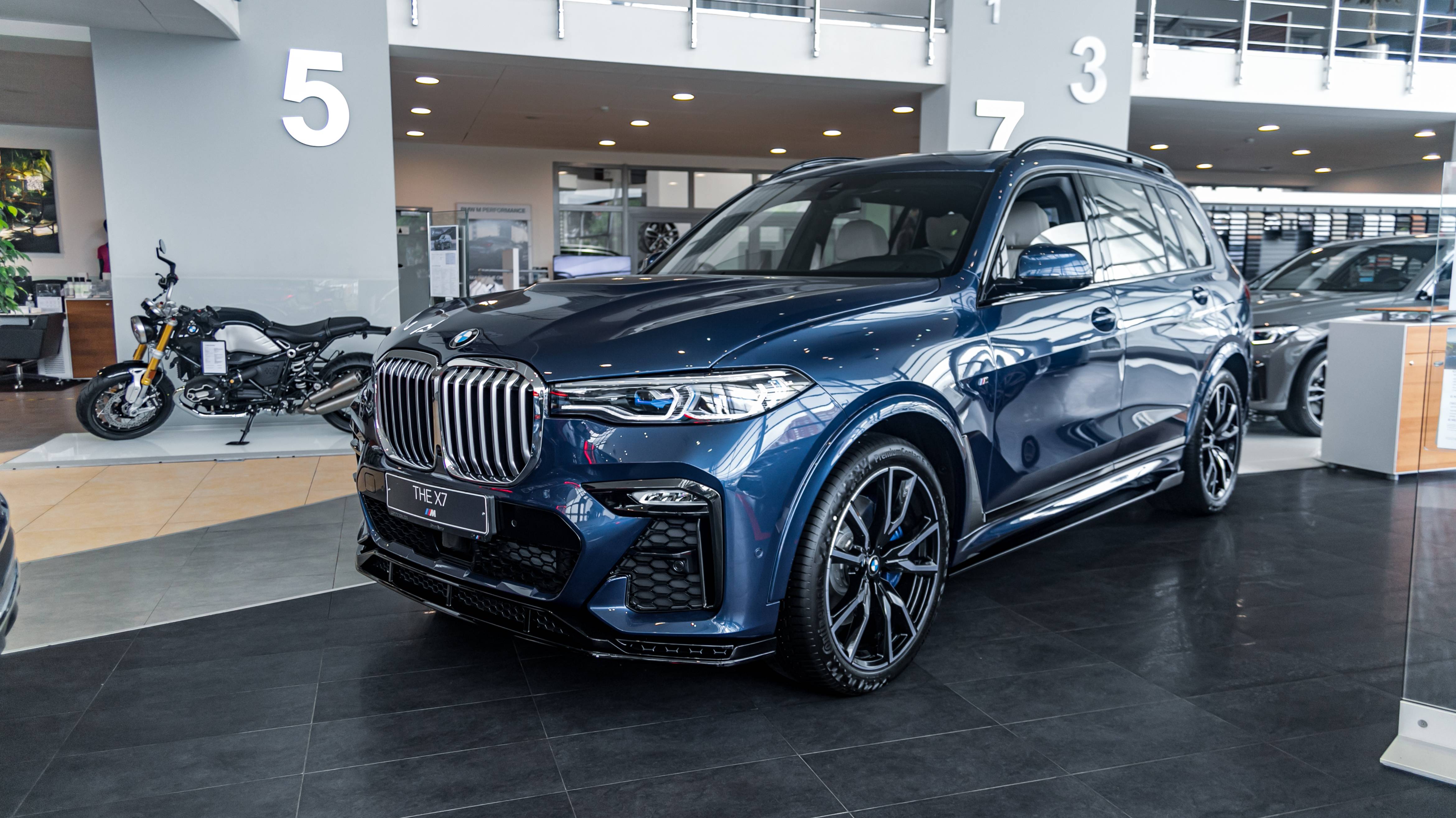Обвес для BMW X7 от Renegade Design