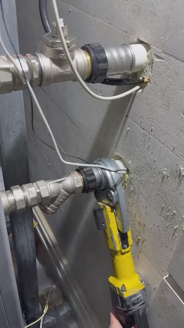 Монтаж трубы Henco и фитингов Henco 50 диаметров. Часть 2.