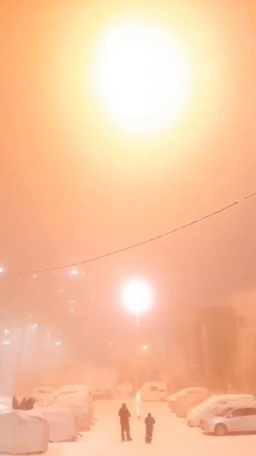 Салют во дворе в -50° 🥶