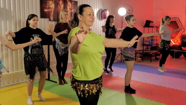 Уроки восточного танца. Часть 9.